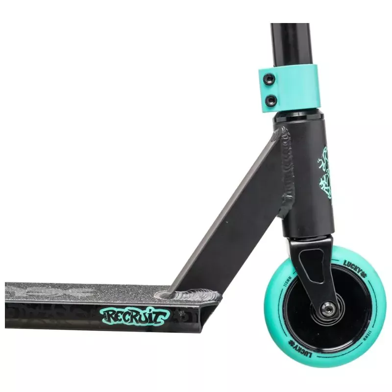 Lucky Recruit 2022 Pro Scooter Black — get for an attractive price ⋙ Rideoo